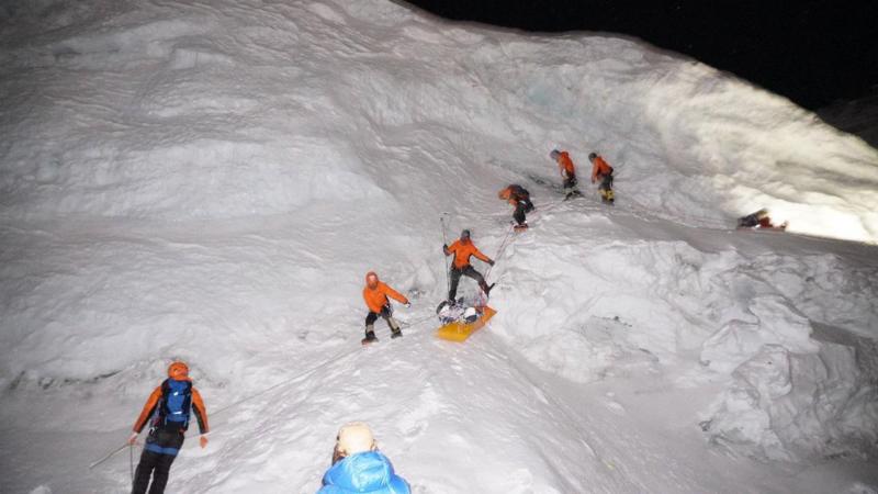 Everest: Bodies of fallen mountain climbers finally recovered from ...