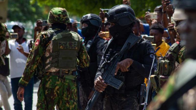 Haiti gangs: Kenyan police officer killed after ambush - BBC News