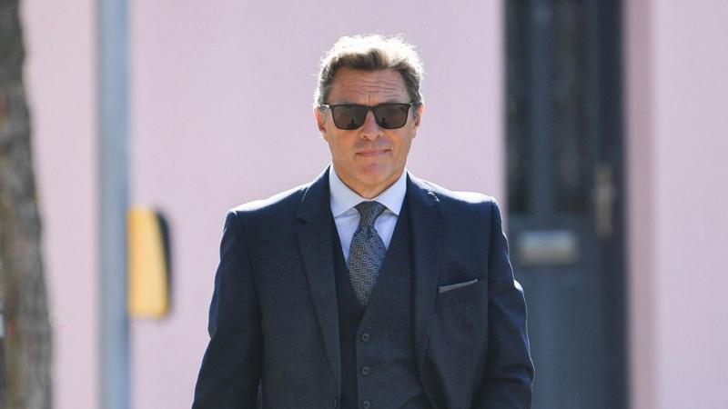 Jersey lawyer David Steenson jailed for drink-driving and crash - BBC News