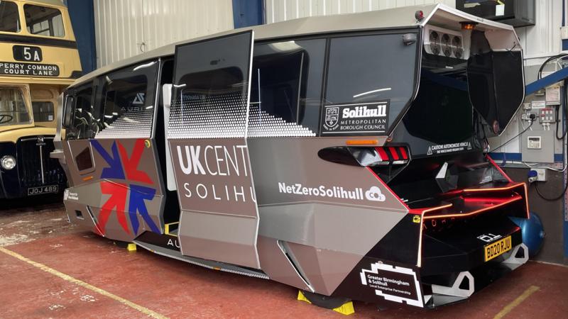Driverless Auto Shuttle bus on display at Transport Museum Wythall ...