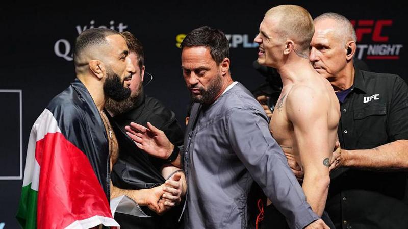 UFC: Arman Tsarukyan headbutts Dan Hooker at UFC Qatar weigh-in - BBC Sport