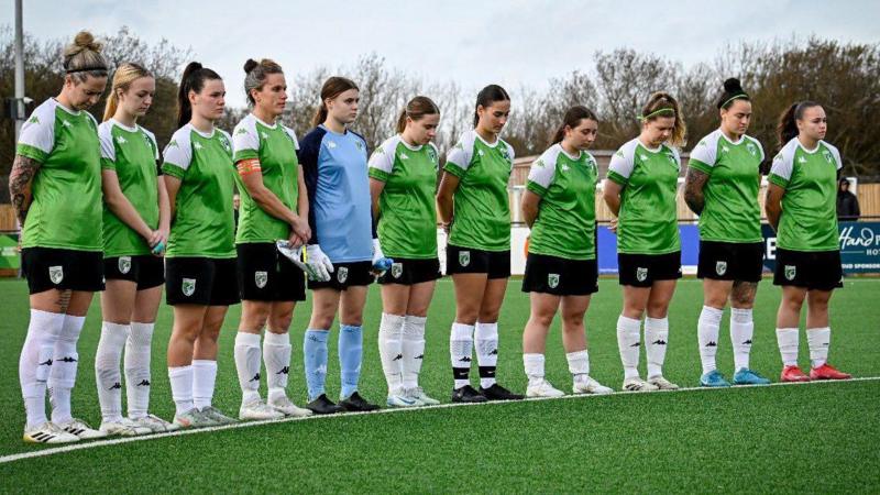 Jamie Dodd: Guernsey FC defender plays 400th game for club - BBC Sport