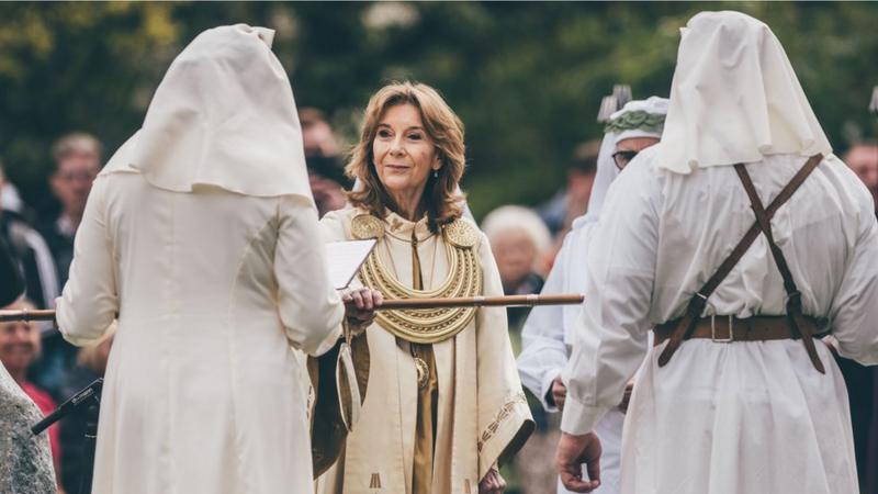Find out more about the druids and the gorsedd rituals - BBC Cymru Fyw