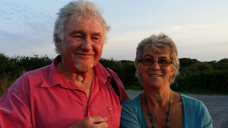 Harry Glasson: Songwriter's 'pride' when people sing his songs - BBC News