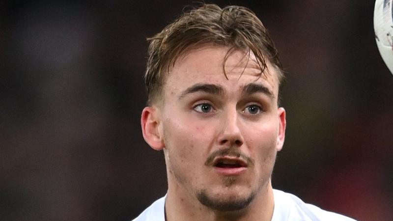 Jack Diamond: Sunderland footballer cleared of rape - BBC News