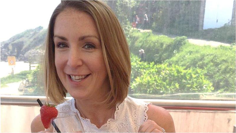 Prescription drugs sold online without robust checks - BBC News