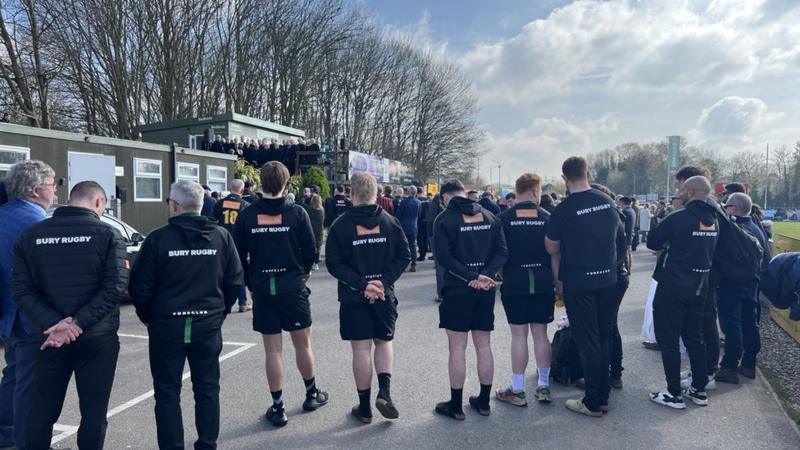 Bury rugby players remembered 50 years after plane crash - BBC News