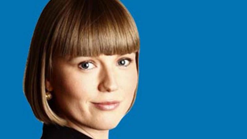 Fake LinkedIn profiles used by hackers - BBC News
