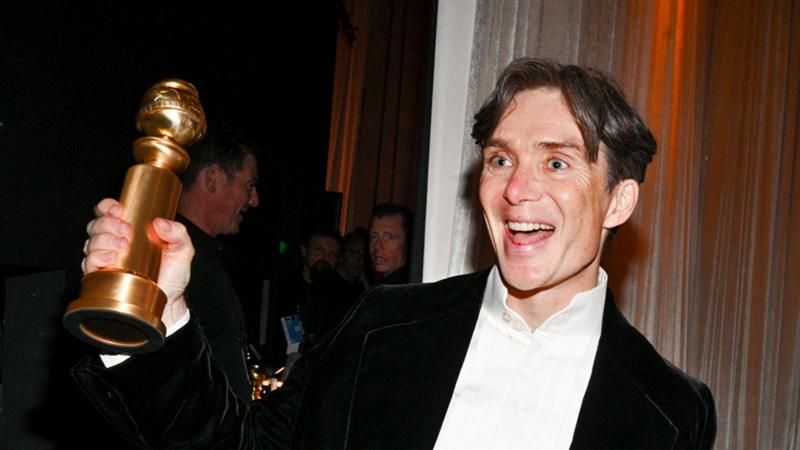 Oppenheimer: Cillian Murphy film marches towards Oscars success - BBC News