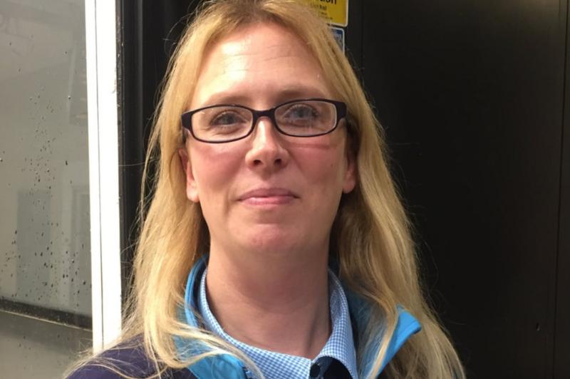 Southeastern and Greater Anglia want more women train drivers - BBC News