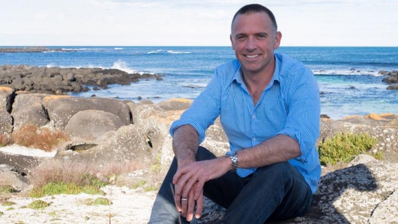 Staunch Book Prize: Should writers ditch female victims? - BBC News