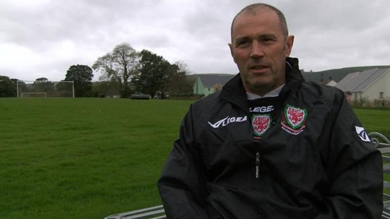 Kent: Abuse of grassroots referees leads to call for action - BBC News