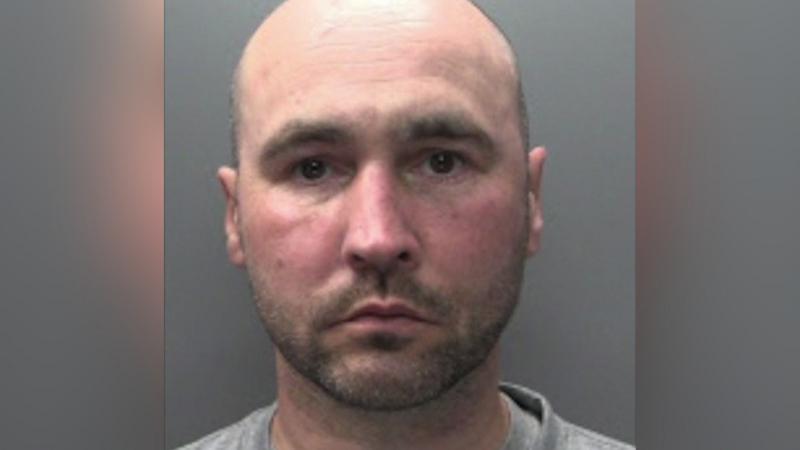 Michaela Hall: Murder victim failed by agencies, says coroner - BBC News