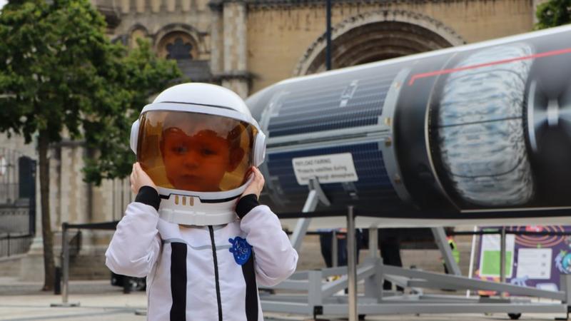 Tim Peake - BBC News