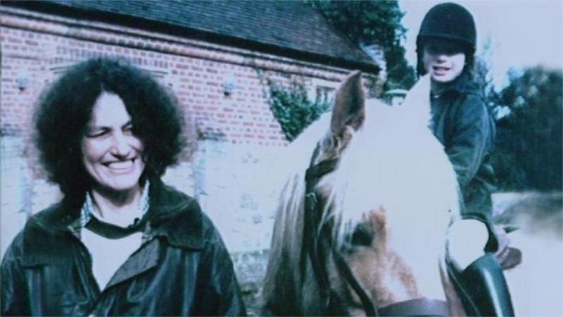 Michael Stone: Murderer to make fresh bid to clear name - BBC News