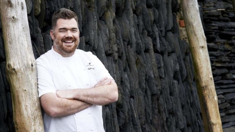 Cornish fish restaurant named best in the UK - BBC News