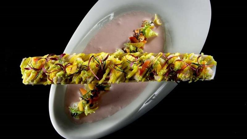 Benoit Violier: Tributes pour in for 'world's best chef' - BBC News