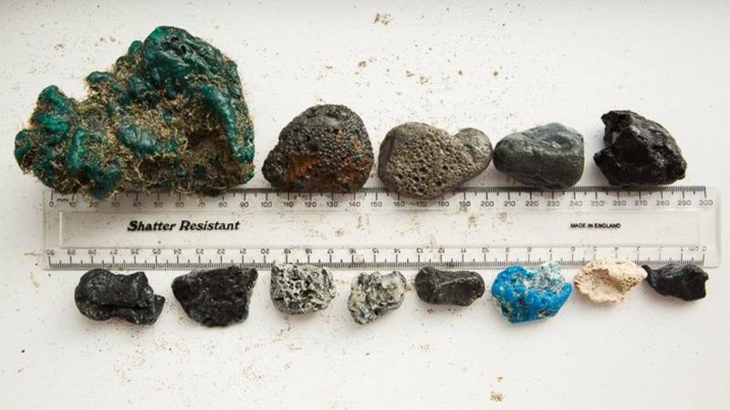 'Plastic pebbles' pollution alert for UK beaches - BBC News