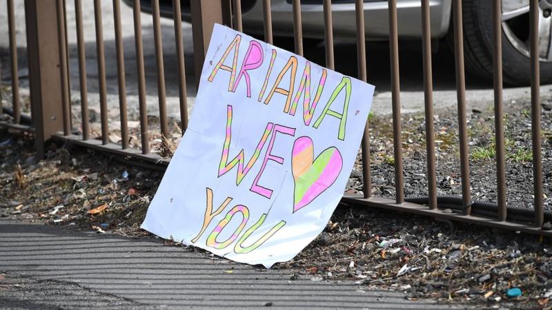 Manchester Arena attack: Eyewitnesses describe blast horror - BBC News