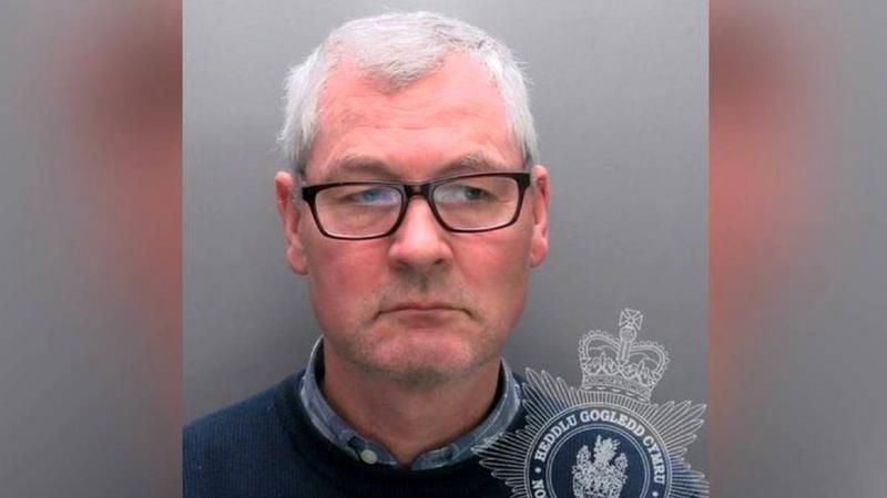 Anti-vaccination movement - BBC News