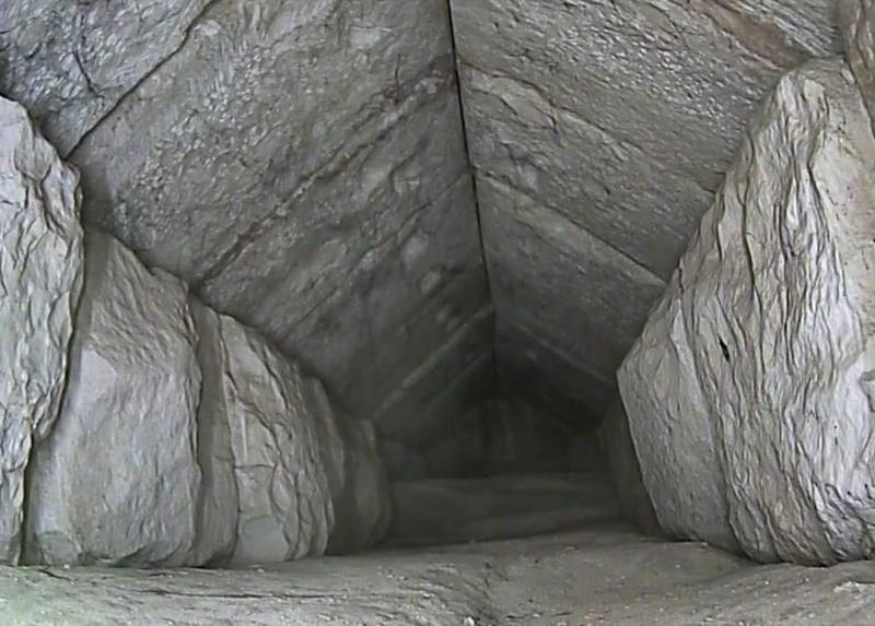 Mysterious corridor discovered in the Great Pyramid - BBC Newsround