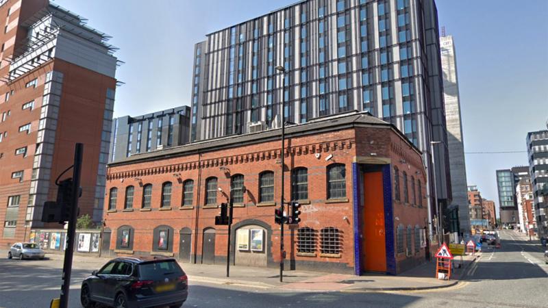 Reynhard Sinaga: How the Manchester rapist found his victims - BBC News