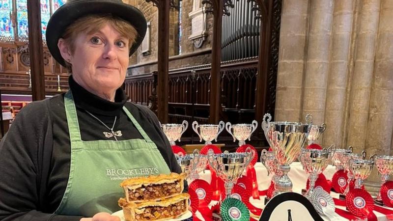 British Pie Awards: 'Moo-and-Blue' pie crowned UK supreme champion ...