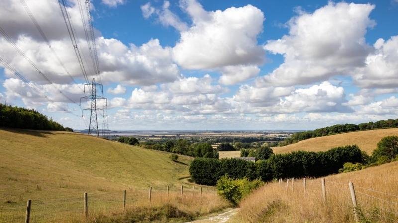 Further consultation on North Humber to High Marnham power line - BBC News