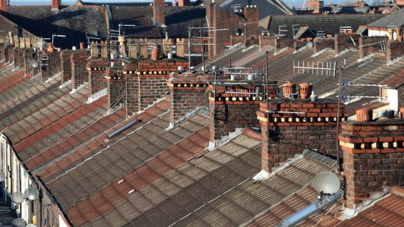 Tameside Metropolitan Borough Council - BBC News