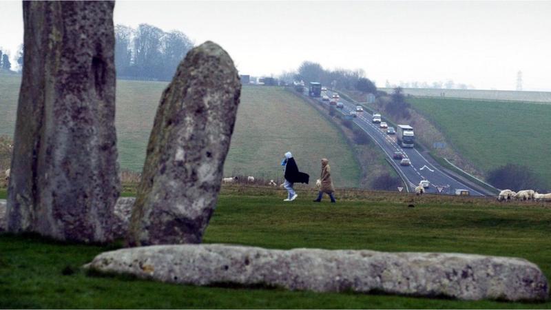 Stonehenge A303 tunnel plan approved by transport secretary - BBC News