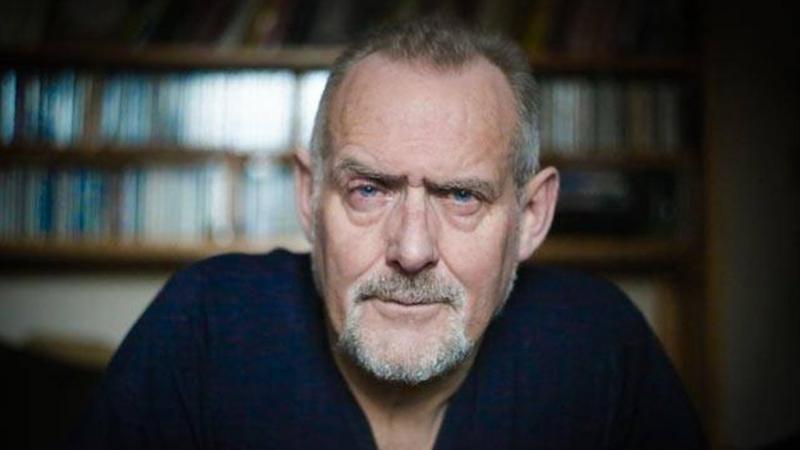 Mick Ronson: Hull City of Culture to honour Spiders From Mars guitarist ...