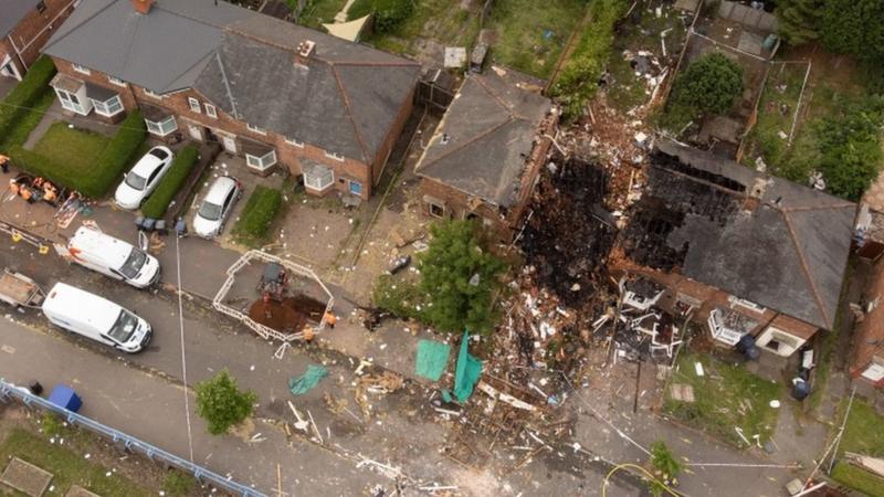 Birmingham house explosion death accidental, inquest jury rules - BBC News