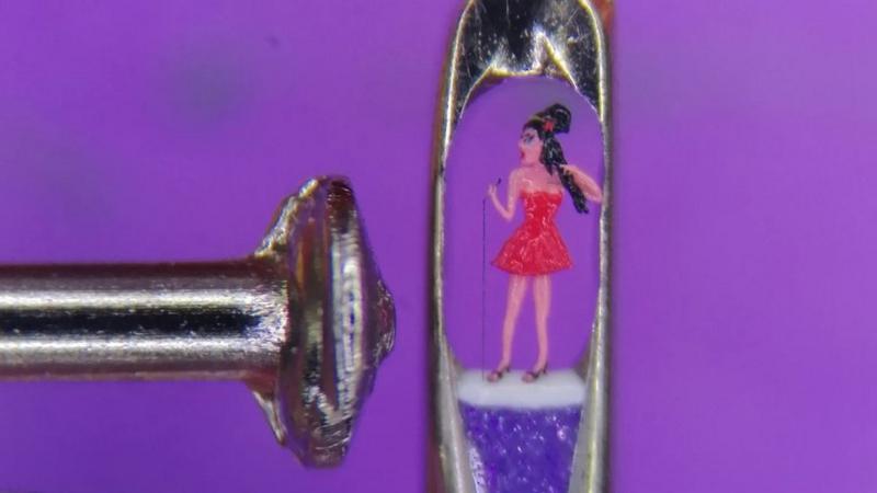David A Lindon's micro art masterpieces sell for £90,000 - BBC News