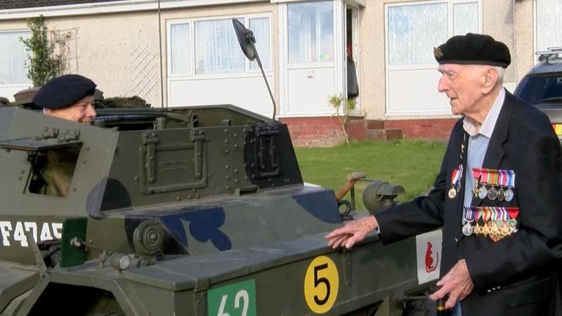 German lawyers wrangle over pensioner's WW2 tank in basement - BBC News