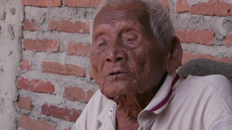 'Oldest human' dies in Indonesia 'aged 146' - BBC News