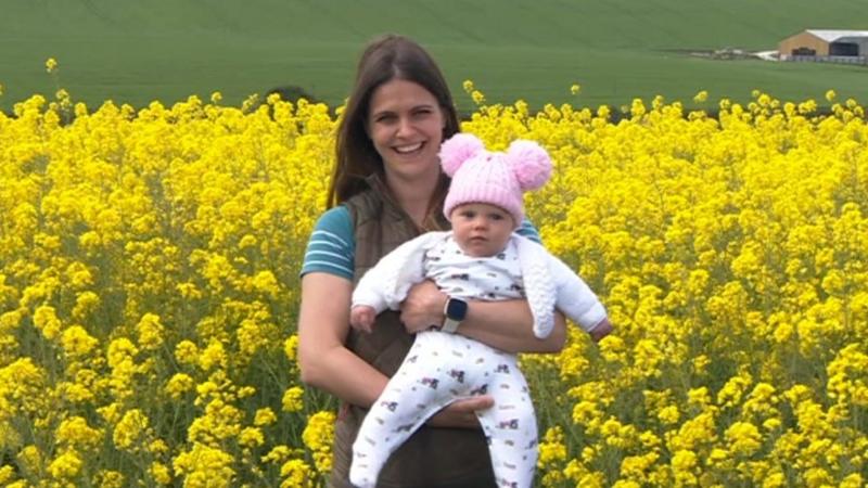 Homegrown rapeseed could solve cooking oil shortage, farmer says - BBC News