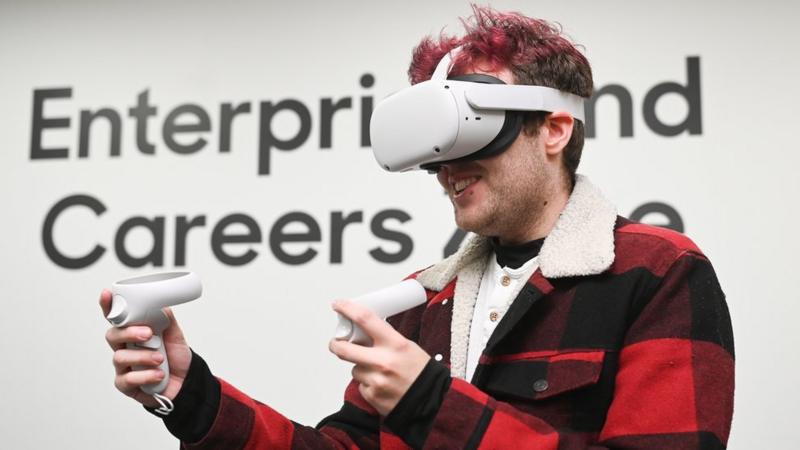 Virtual reality - BBC News