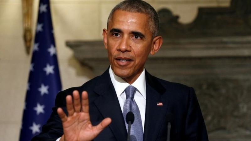 Obama speech: Democracy needs you, says outgoing president - BBC News