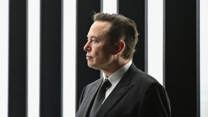 Elon Musk found not guilty of fraud over Tesla tweet - BBC News
