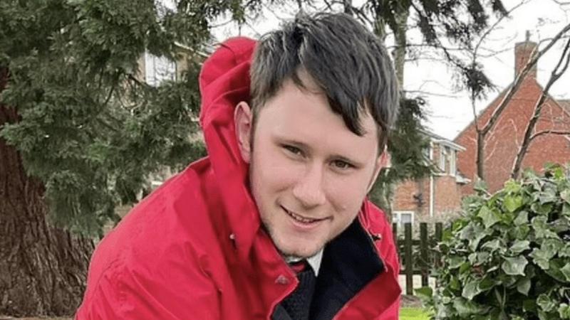 Teen sentenced after stabbing Tewkesbury schoolteacher - BBC News