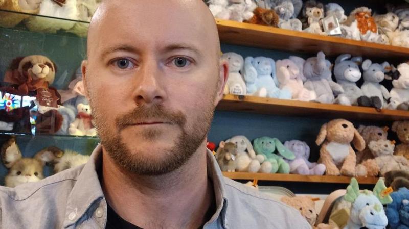 Jellycat: Independent shops devastated as brand pulls supply - BBC News