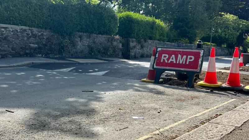 Truro 'ski jump' speed hump sparks complaints from motorists - BBC News