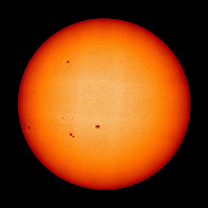 Solar Orbiter: New images reveal 'the Sun's many faces' - BBC Newsround
