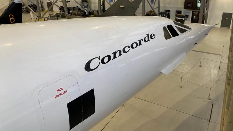 Concorde test plane at Duxford vital for first flight in 1976 - BBC News