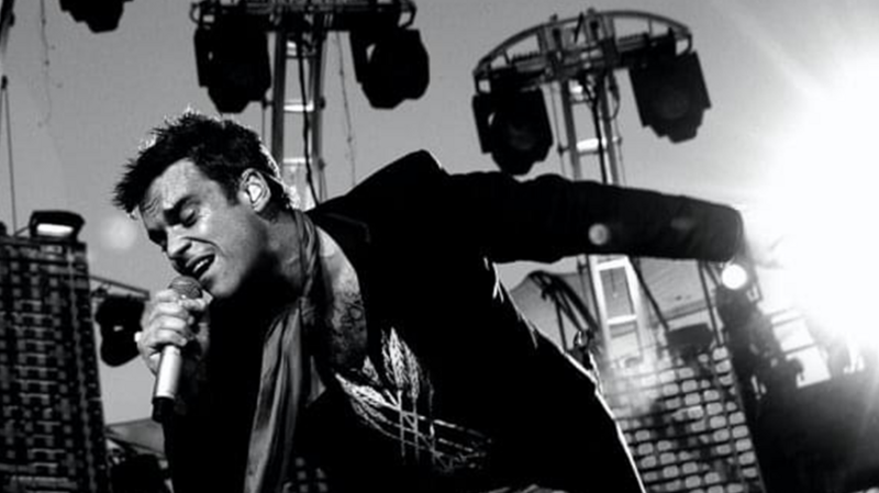 Robbie Williams at 50: 'He never liked birthday parties' - BBC News