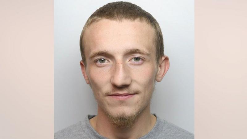 Number of on-the-run Spring Hill jail absconders still unknown - BBC News