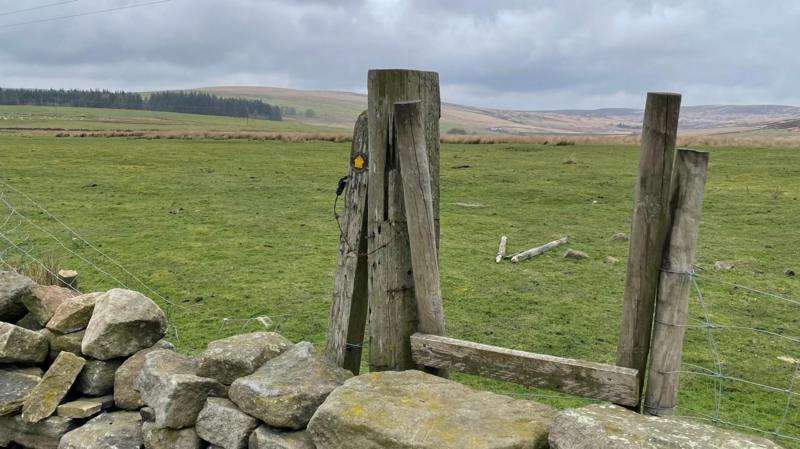 Calderdale wind farm "will not stop Bronte tourism" - BBC News