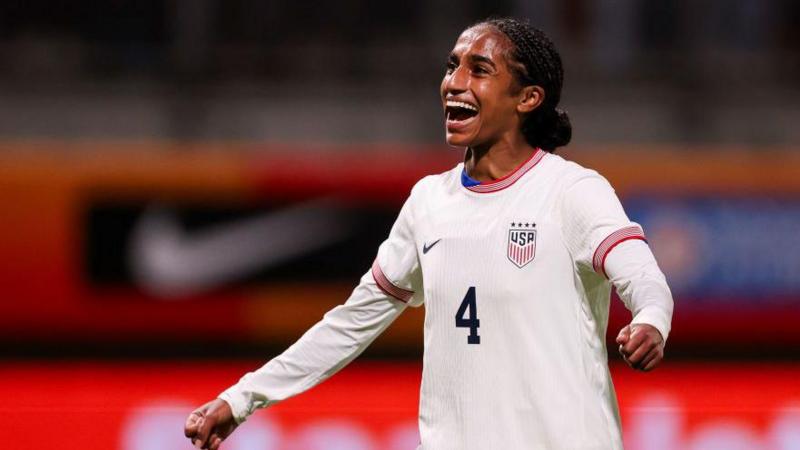 Naomi Girma: Chelsea or Lyon - where will USA superstar play? - BBC Sport