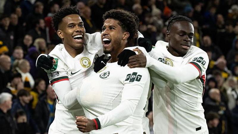 Wolves 3-4 Chelsea: Blues punish mutinous Wolves in cup win - BBC Sport