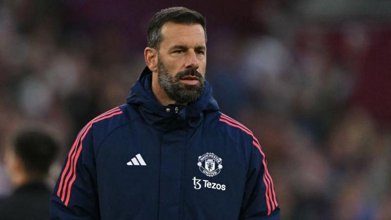 Manchester United: Who is new manager Ruben Amorim? - BBC Newsround